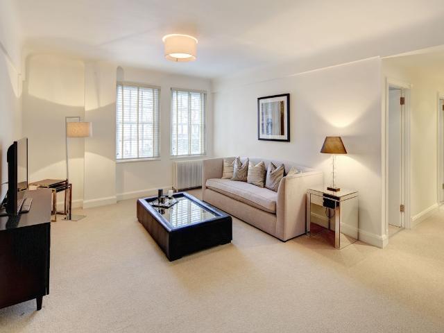 Pelham Court, Chelsea, London SW3, 2 bed flat to rent, £4,550 pcm | PrimeLocation