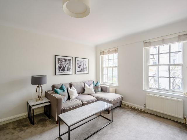Pelham Court, Chelsea, London SW3, 2 bed flat to rent, £4,550 pcm | PrimeLocation