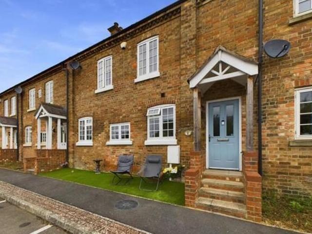 Pelham Court, Barleythorpe, 3 Bedroom Terraced