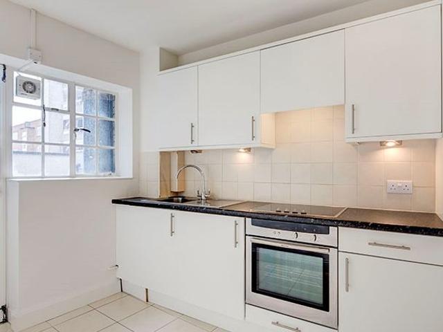 Pelham Court, Fulham Road, London SW3, 2 bed flat to rent, £4,550 pcm | PrimeLocation