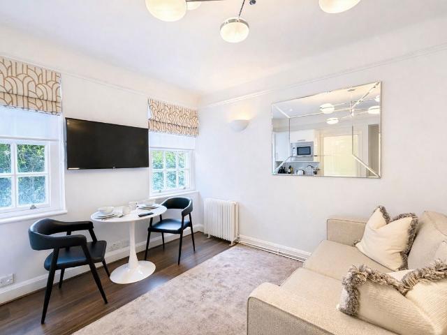 Pelham Court, Fulham Road, London SW3, Studio to rent, £2,383 pcm | PrimeLocation