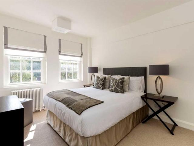 Pelham Court, Fulham Road, South Kensington SW3, 2 bed flat to rent, £4,117 pcm | PrimeLocation
