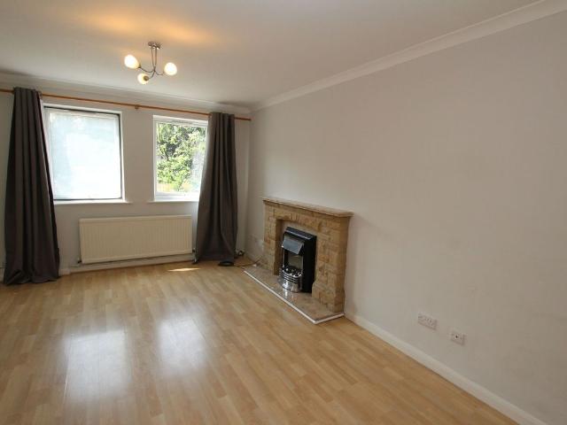 Pelham Crescent, Nottingham NG7, 2 bed link detached house to rent, £1,300 pcm | PrimeLocation
