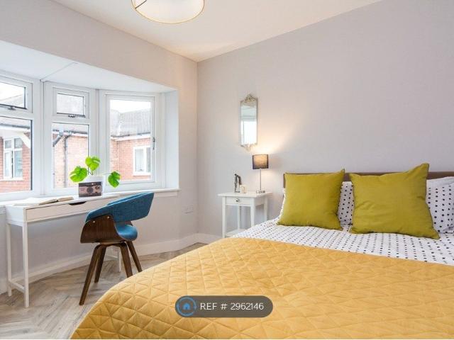 Pelham Crescent, Nottingham NG9, Room to rent, £535 pcm | PrimeLocation