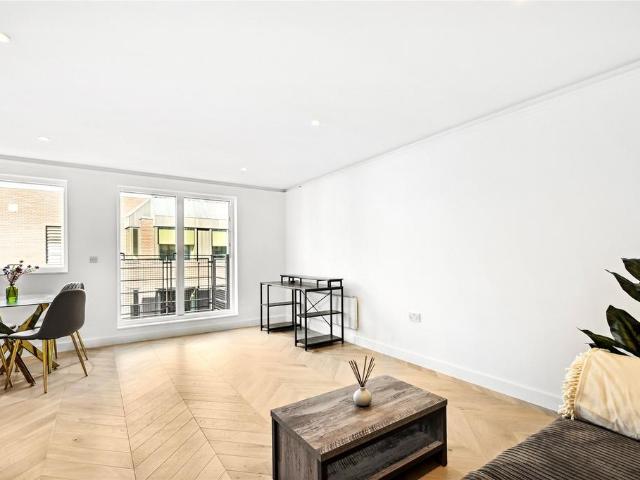 Pelham House, 65 Great Peter Street. 2 bed apartment to rent £4,650 pcm £1,073 pw