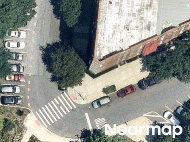 Pelham Pkwy N Apt 319