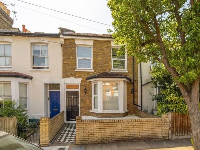 Pelham Road, Wimbledon, London, SW19 4 bed house to rent £4,750 pcm £1,096 pw