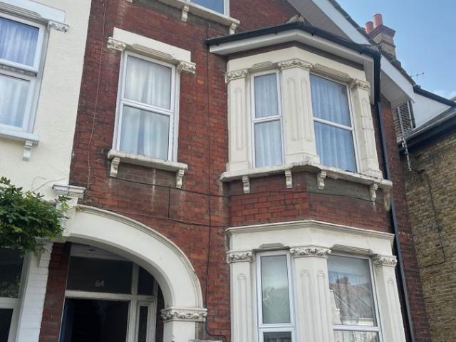 Pelham Road, Gravesend DA11, 1 bed flat to rent, £1,050 pcm | PrimeLocation