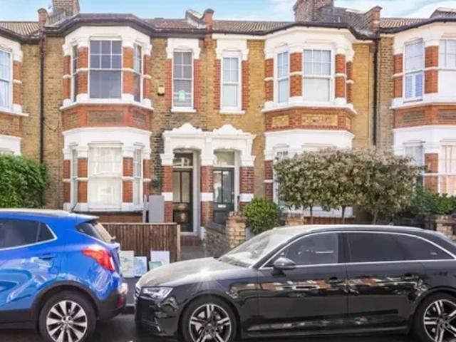 Pelham Road, London, E18 1PX, United Kingdom | 2 bed apartment for rent #167619465 | Rentberry