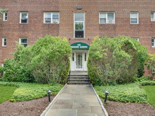 Pelham Rd Apt G, New Rochelle, Property For Sale