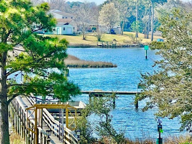 Pelican Dock Apartments 2 Bedroom Apartment for Rent at 2107 Pretty Lake Ave, Norfolk, VA 23518 East Ocean View