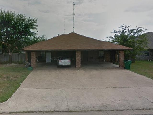PEPERPORT.4013 4015 3 Bedroom Apartment for Rent at 4013 Peperport Dr, Greenville, TX 75402
