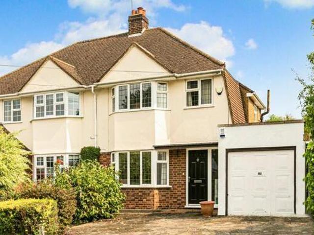Peplins Way, Brookmans Park, 3 Bedroom Semi detached