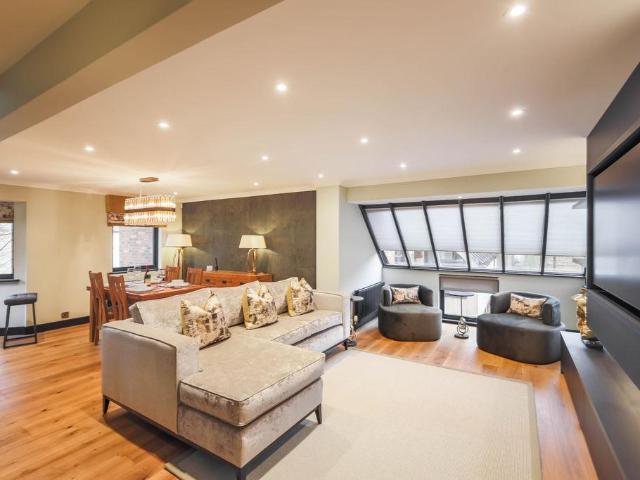 Peppercorn Court, Newcastle Upon Tyne 2 bed apartment to rent £2,000 pcm £462 pw