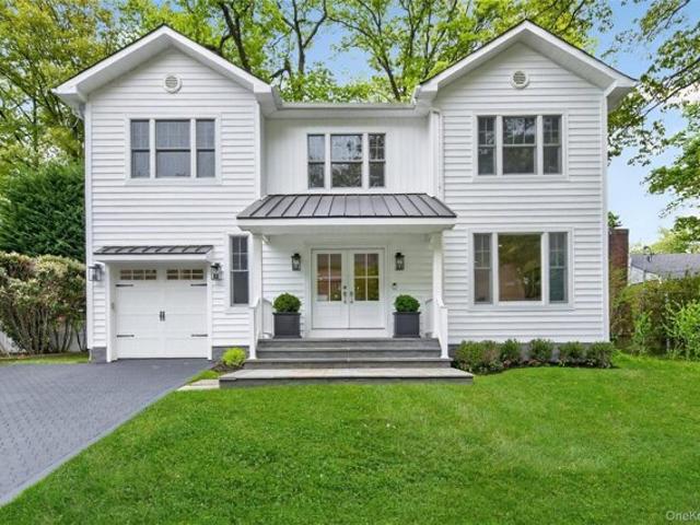 Pepperday Ave, Port Washington, Property For Sale