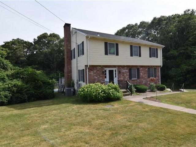 Pequot Ave, Westerly, Home For Sale