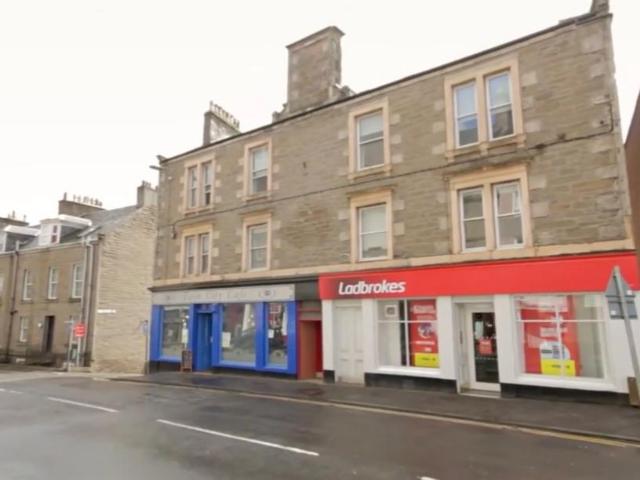 Perth Road, Dundee, DD1 3 bed flat to rent £1,450 pcm £335 pw