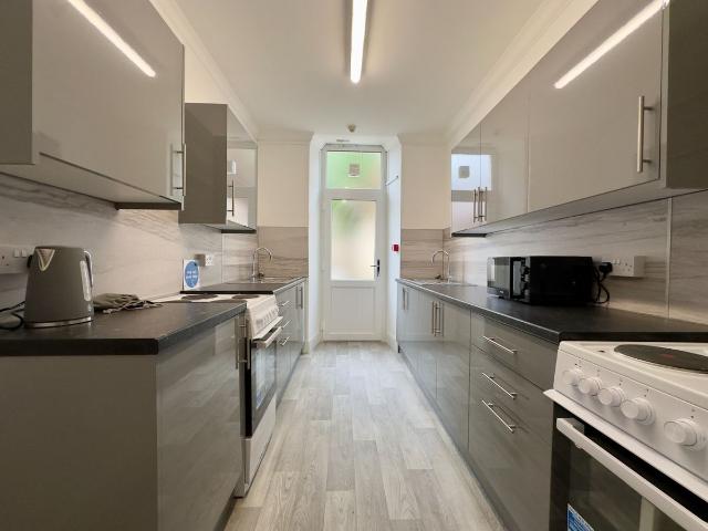 Perth Road, Dundee DD2, 1 bed flat to rent, £500 pcm | PrimeLocation