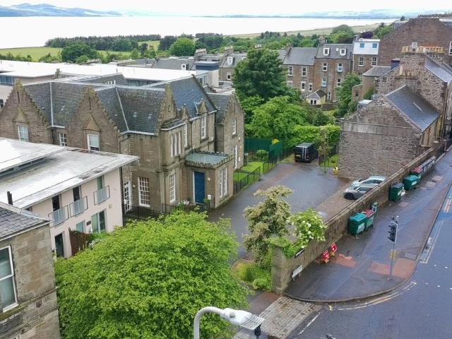 Perth Road, Dundee DD2, 5 bed town house to rent, £2,750 pcm | PrimeLocation