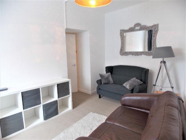 Perth Road, West End, Dundee DD1, 3 bed flat to rent, £1,100 pcm | PrimeLocation