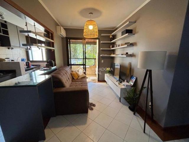 Pertinho do Iguatemi 1 dormitório com closet e sacada com churrasqueira