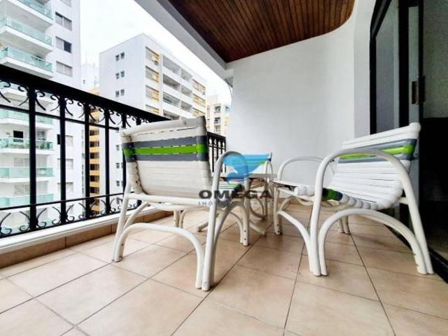 Perto da praia Apartamento com 4 Suítes e lazer no calçadão da praia de Pitangueiras no Guarujá