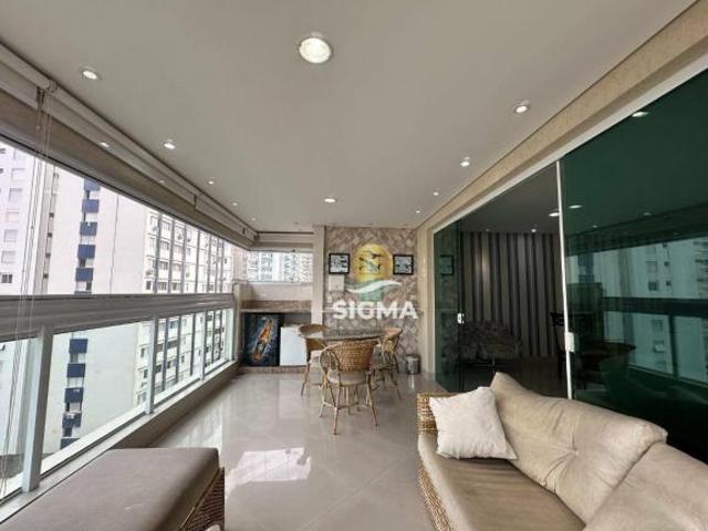 PERTO DO MAR Apartamento com 3 dormitórios à venda na Praia das Pitangueiras Guarujá/SP