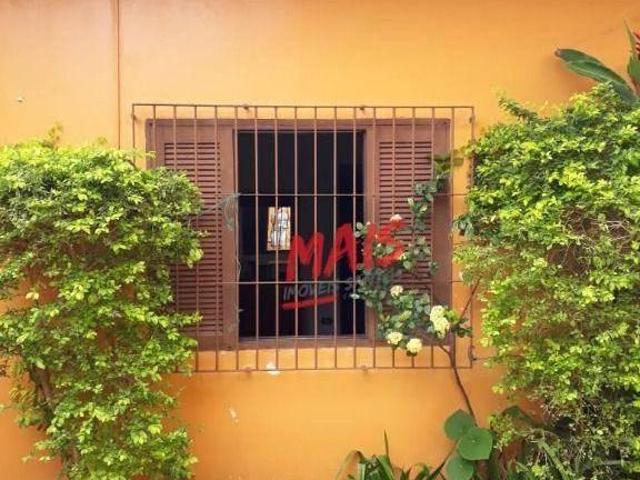 Peruíbe: Casa térrea com piscina e churrasqueira!