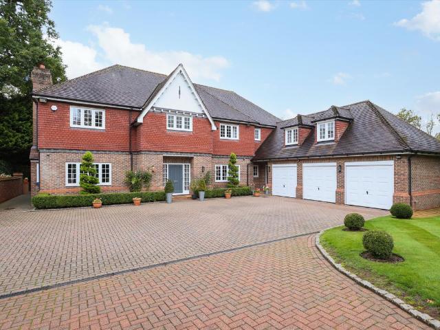 Percival Close, Oxshott, Surrey KT22, 5 bed detached house to rent, £18,000 pcm | PrimeLocation