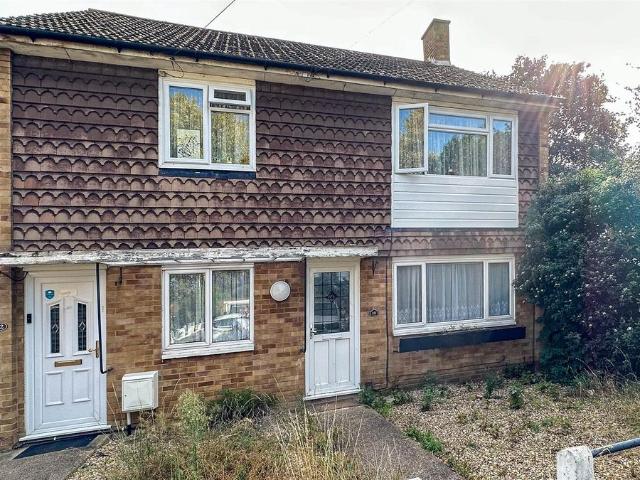 Percy Gardens, Hayes UB4, 2 bed maisonette to rent, £1,600 pcm | PrimeLocation