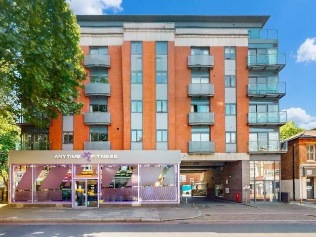Percy Laurie House, Upper Richmond. 2 bed apartment to rent £2,600 pcm £600 pw