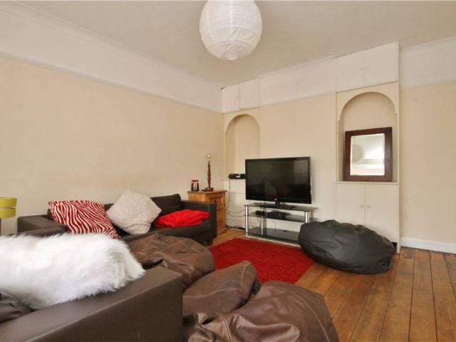 Percy Road, Guildford, Surrey, GU2 9PA