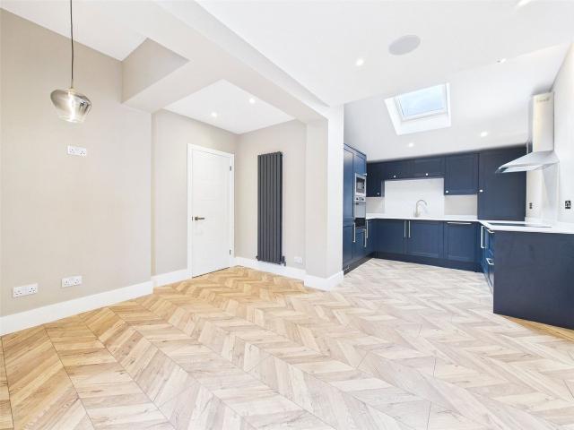 Percy Road, Hampton TW12, 2 bed flat to rent, £2,350 pcm | PrimeLocation