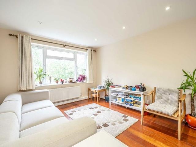 Percy Road, TW12, London