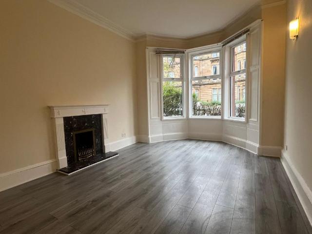 Percy Street, Glasgow G51 2 bed flat to rent £1,000 pcm £231 pw