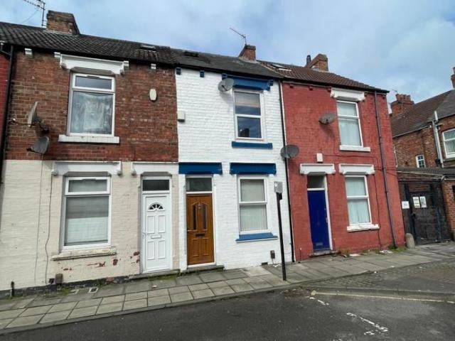 Percy Street, Middlesbrough TS1, 3 bed terraced house to rent, £775 pcm | PrimeLocation