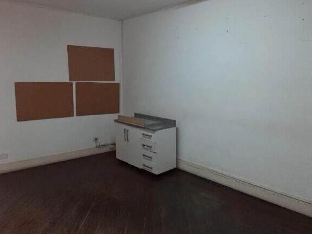 Perdizes – Casa Sobrado Residencial e Comercial de 210m² com 3 Dormitórios, 5 Banheiros e 2 Vagas de