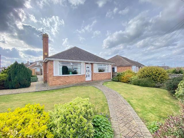 Peregrine Road, Norwich NR7, 3 bed detached bungalow to rent, £1,250 pcm | PrimeLocation