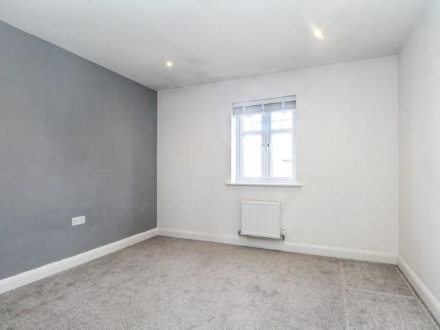 Peregrine Way, Wixams, Bedford