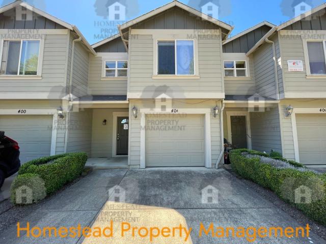 Perfect commuter location!