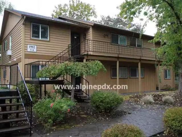 Perfect First Floor Unit! 1902 NW 143rd Ave #5