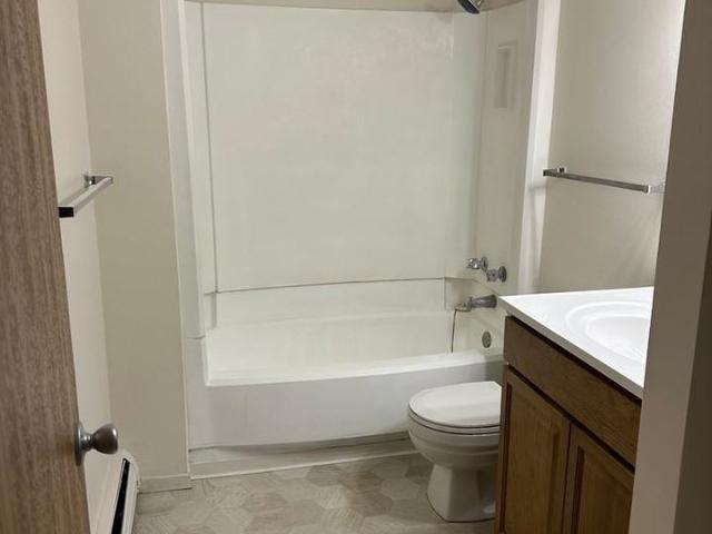 Perfect for those looking for cozy space! 2 Bedroom Home for Rent at 111224 Village Rd, Chaska, MN 55318