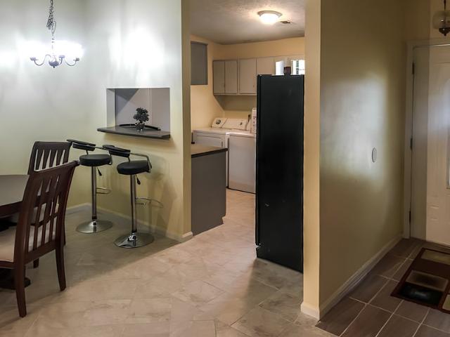Perfect Location in Lithonia! 4 mins drive to tran