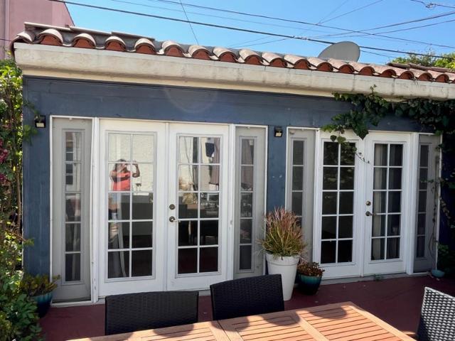 Perfect Studio in Miracle Mile/Carthay