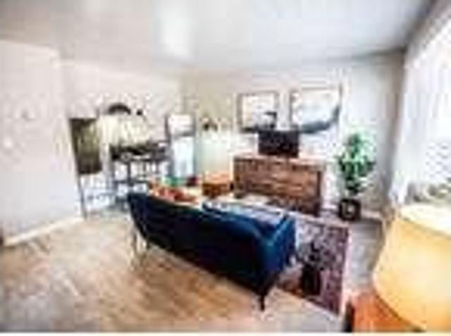 Perfect 1BD 1BA Available Now