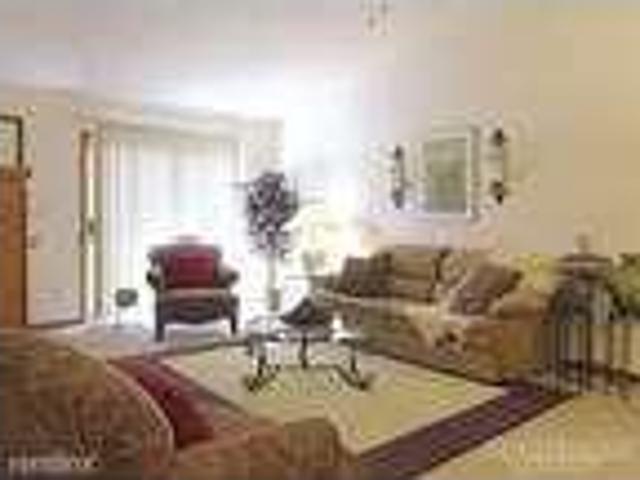 Perfect 2BD 1BA $900/mo