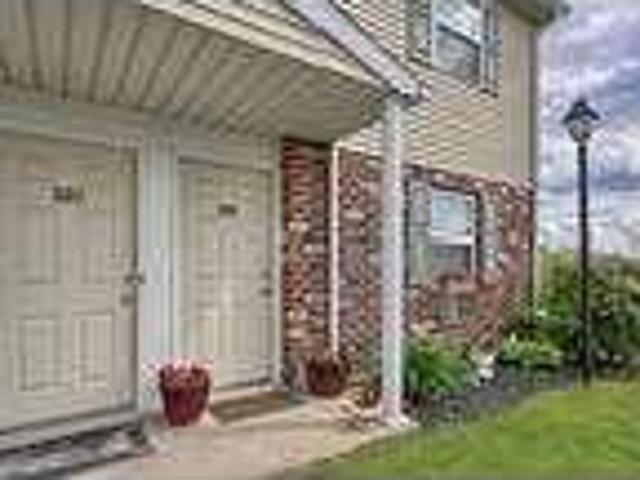 Perfect 3Bd 2Ba Available $1670/Month