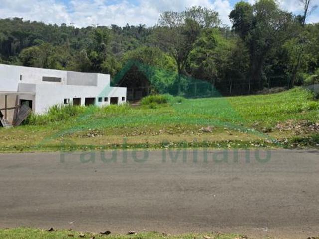 Perfeito Terreno em condomínio no Fazenda Serra Azul II em Itupeva
