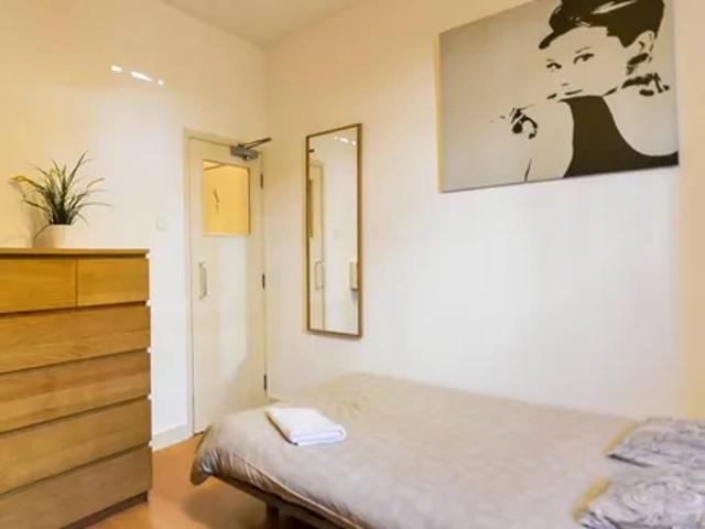 Perham Road, London, W14 9JS, United Kingdom | Studio apartment for rent #140655651 | Rentberry