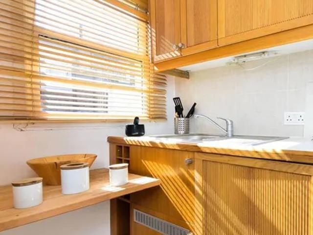 Perham Road, London, W14 9JS, United Kingdom | Studio apartment for rent #140655629 | Rentberry